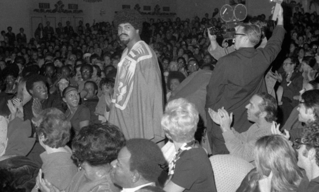 Muhammad Ali’s Broadway Debut Wowed A Lifelong Fan - CMG Worldwide